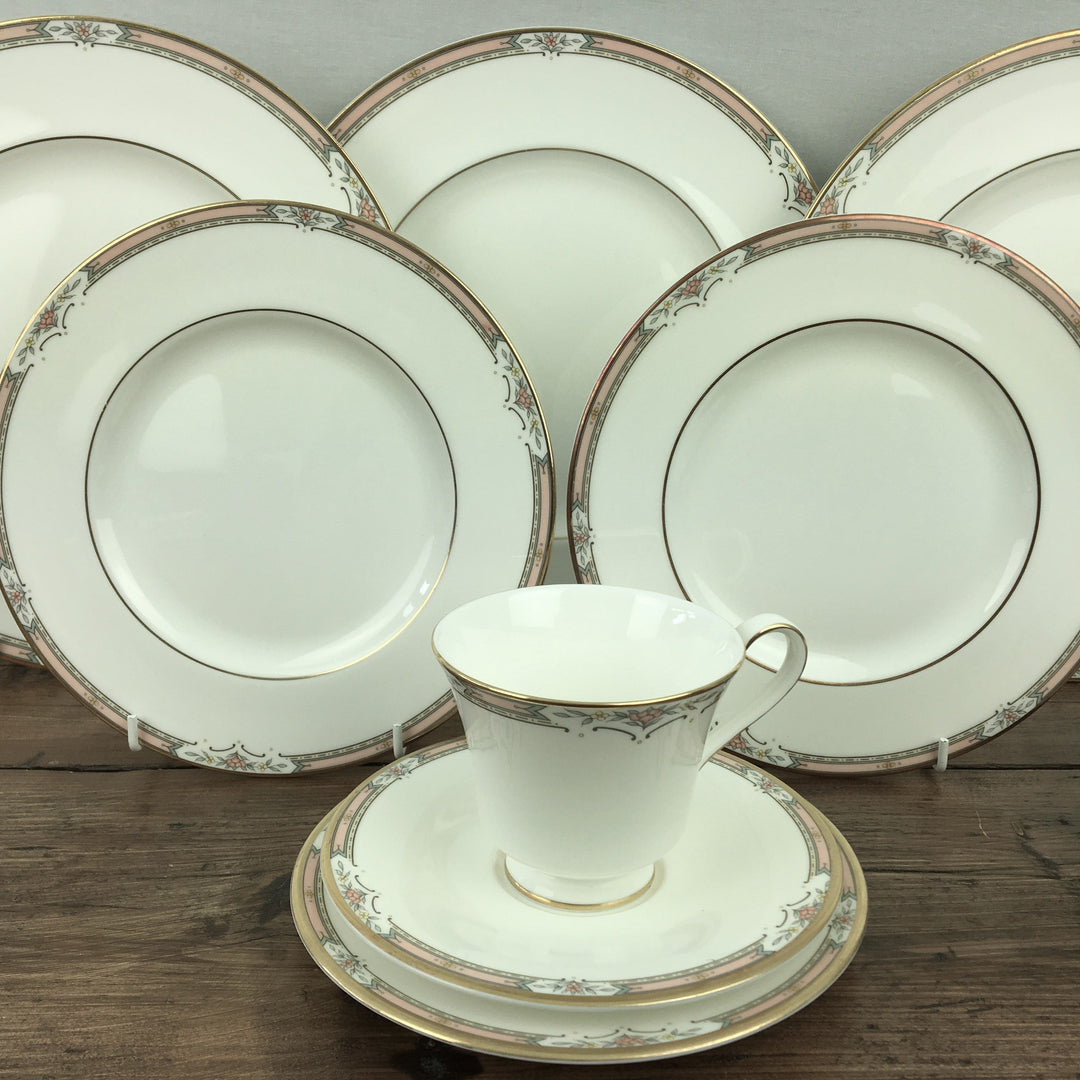 Royal Doulton – MrPottery