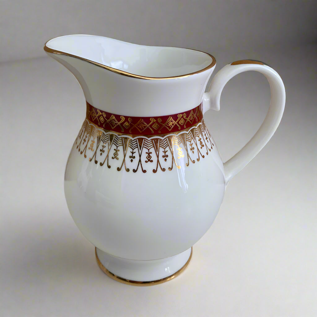 Royal Grafton "Majestic (Red)" Milk Jug (Rounded Shape) – MrPottery
