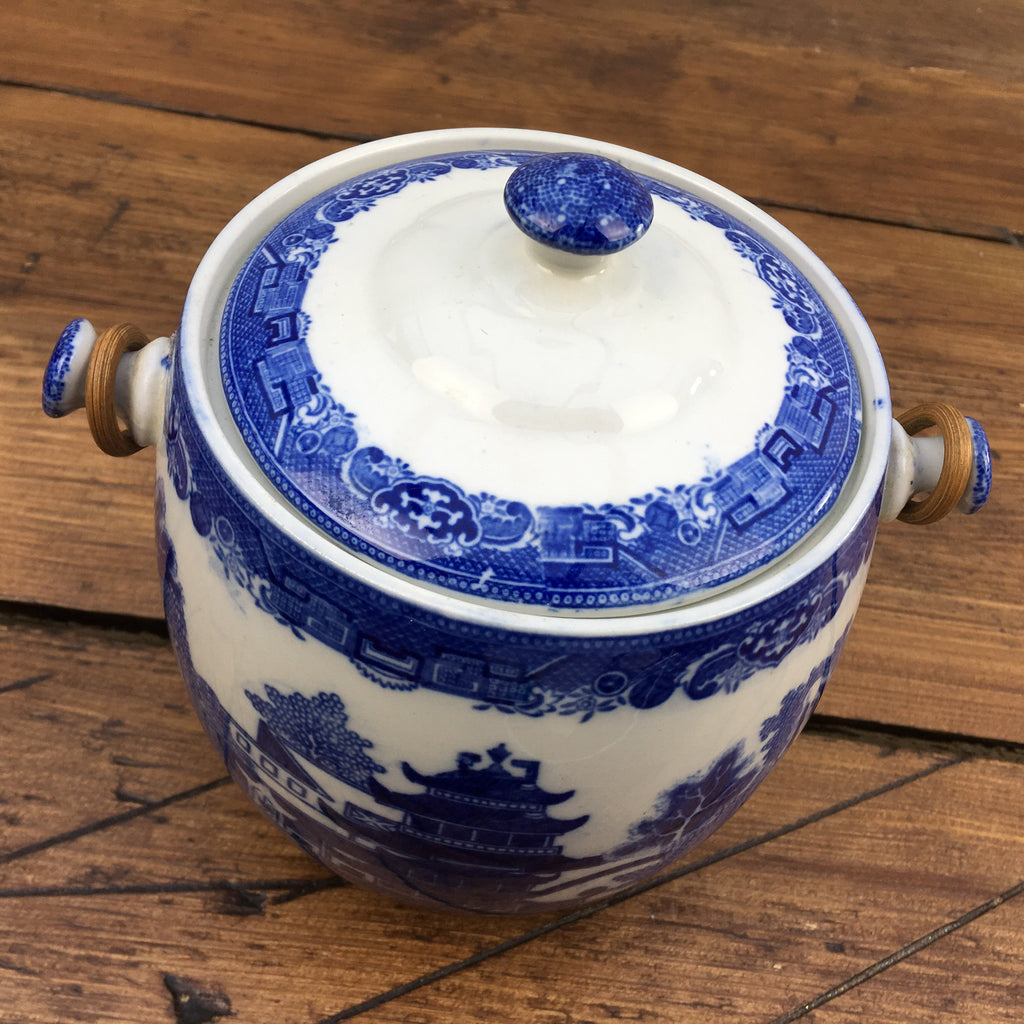 Adderley Ware "Old Willow" Biscuit Barrel - RARE – MrPottery