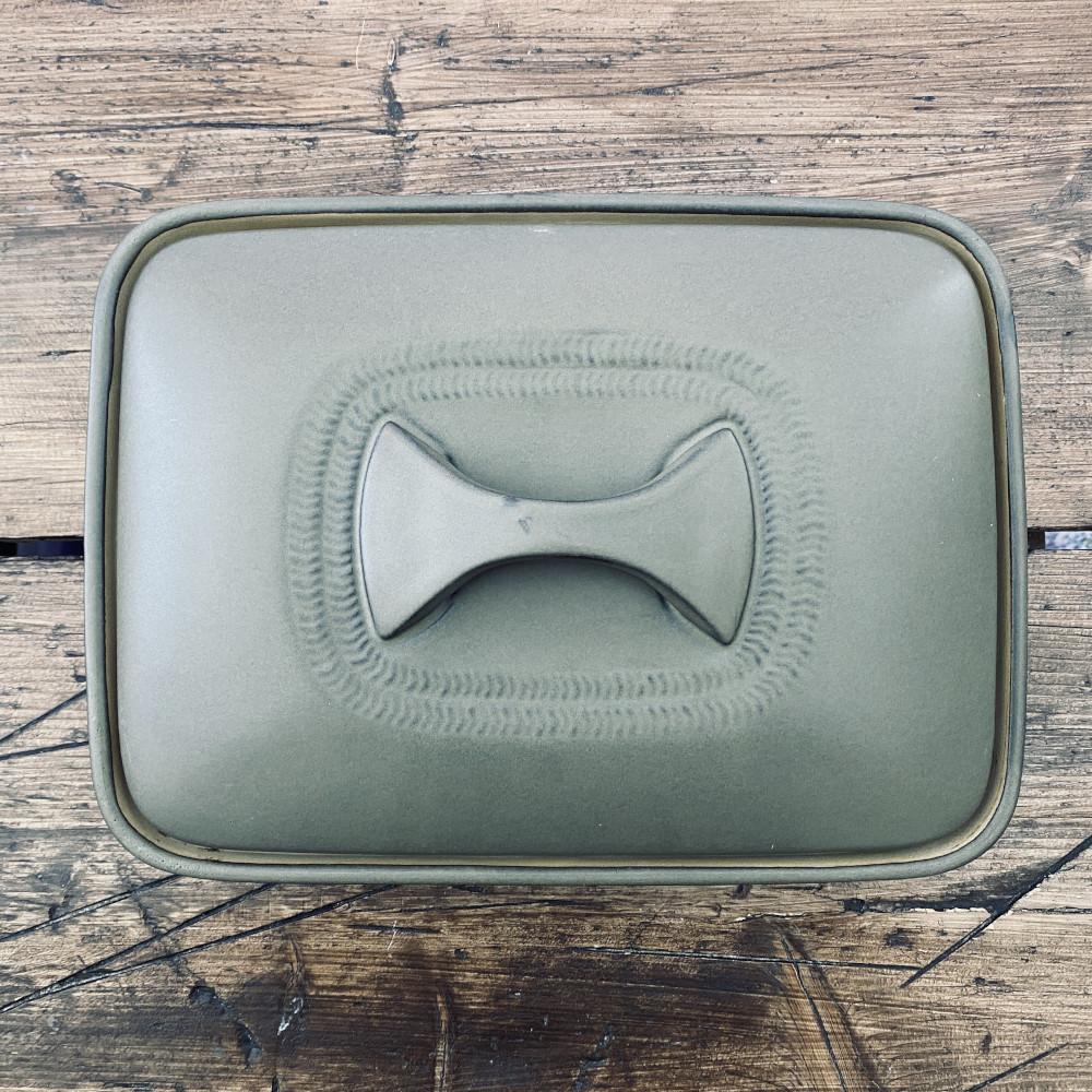 Denby "Chevron" Oblong Lidded Divided Serving Dish – MrPottery