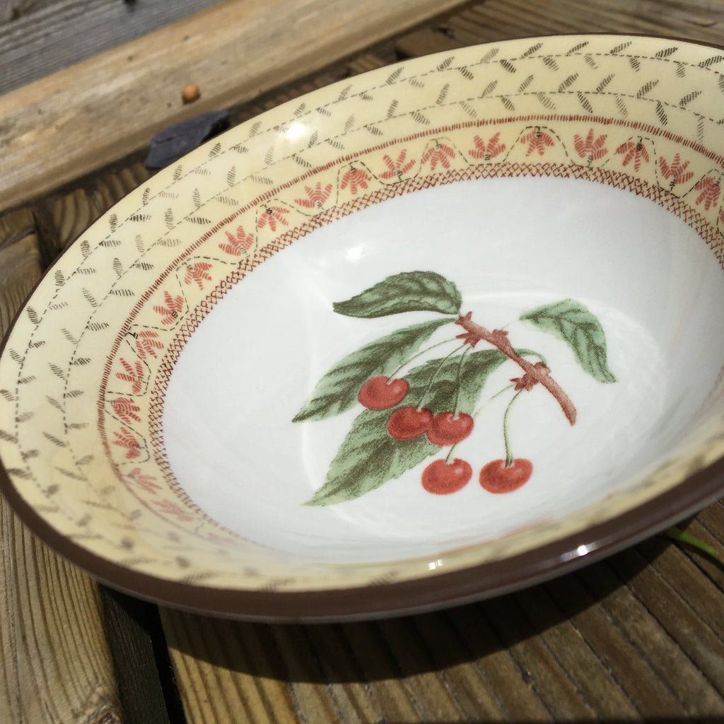 Johnson Bros "Fruit Sampler" Fruit/Dessert Bowl – MrPottery