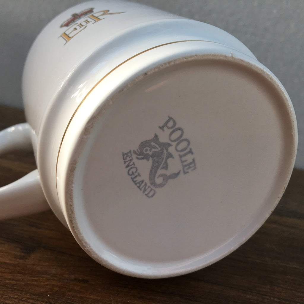 Poole Pottery "Mugs - Miscellaneous" Silver Jubilee Commemorative Mug ...