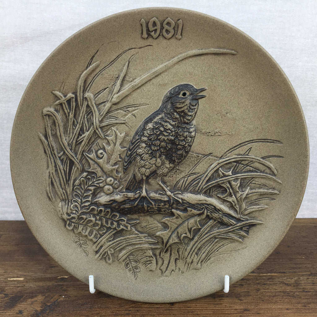 Poole Pottery "Stoneware Plates (Christmas)" - A Christmas Carol, 1981 ...