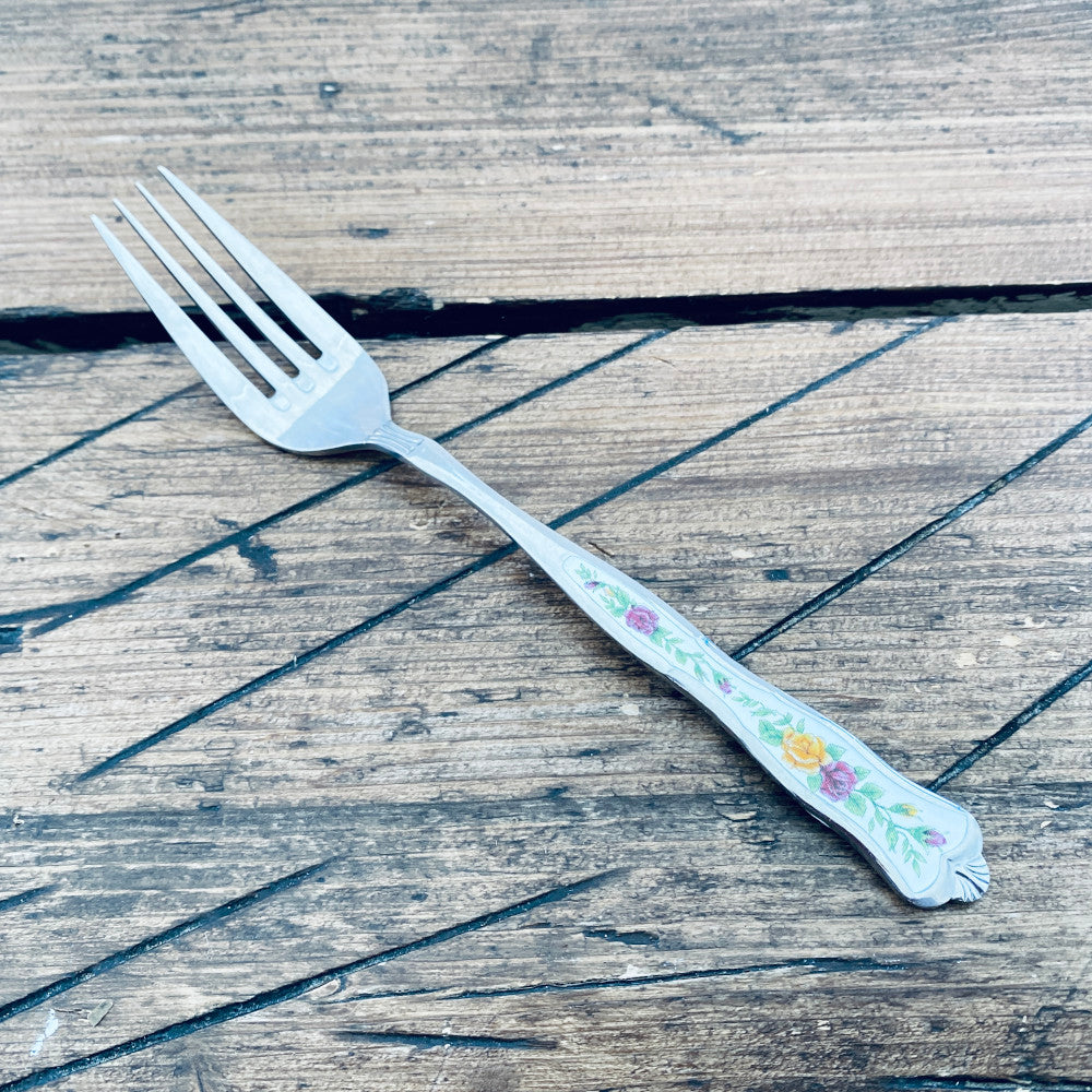 Royal Albert "Old Country Roses" Dinner Fork (Monogram Cutlery) – MrPottery