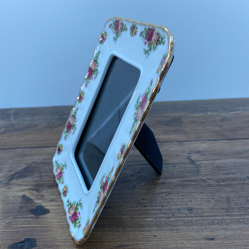 Royal Albert "Old Country Roses" Picture Frame - RARE – MrPottery