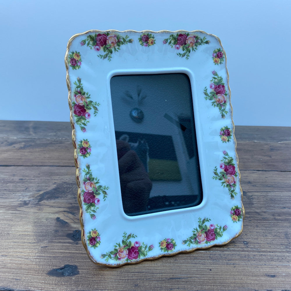 Royal Albert "Old Country Roses" Picture Frame - RARE – MrPottery