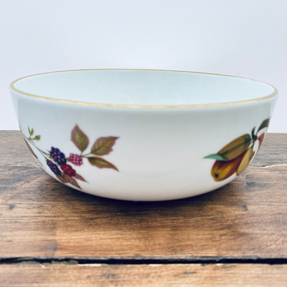 Royal Worcester "Evesham Gold" Salad/Fruit Serving Bowl (Blackberry, A ...
