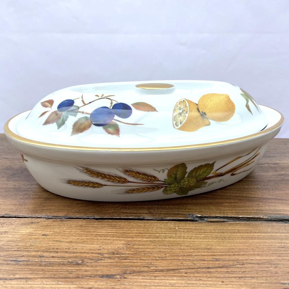 Royal Worcester "Evesham Gold" Casserole, Oval (Asparagus, Lemon, Plum ...