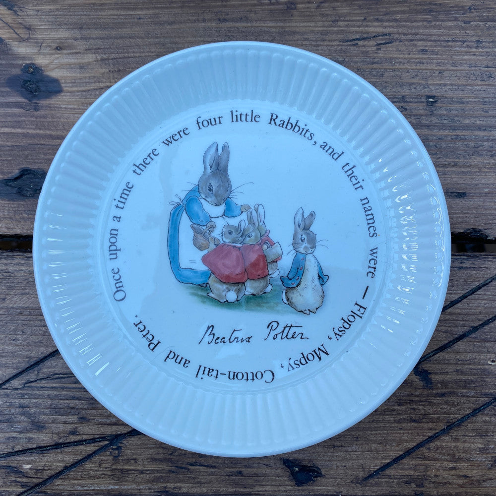 Wedgwood "Beatrix Potter - Peter Rabbit" Tea Plate, Ribbed (Once upon ...